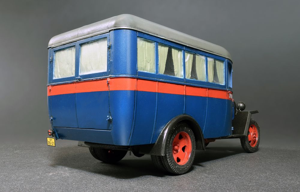 1:35 Passenger Bus Gaz-03-30