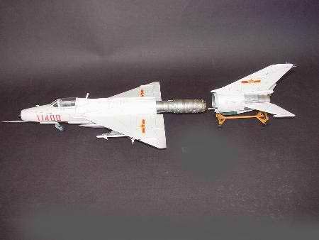 1:32 CHINESE F-7?