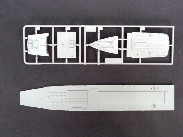 1:700 USSR Navy Frunze Battle Cruiser