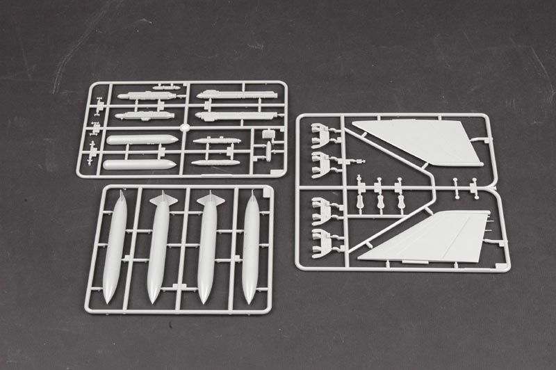 1:48 FB-111 Aardvark