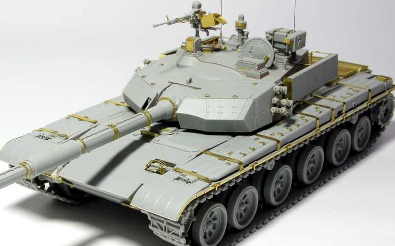 1:35 PLA ZTZ 99/99A MBT Basic