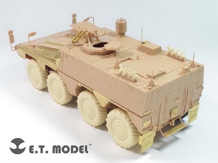 1:35 Modern German Boxer MRAV