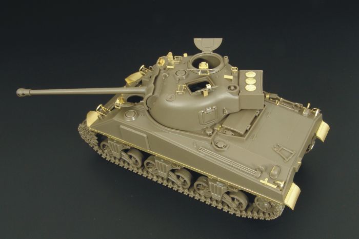 1:48 Sherman IC Firefly (TAMIYA)