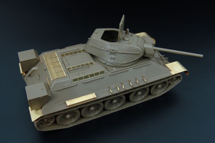 1:48 T-34/76 (TAMIYA)