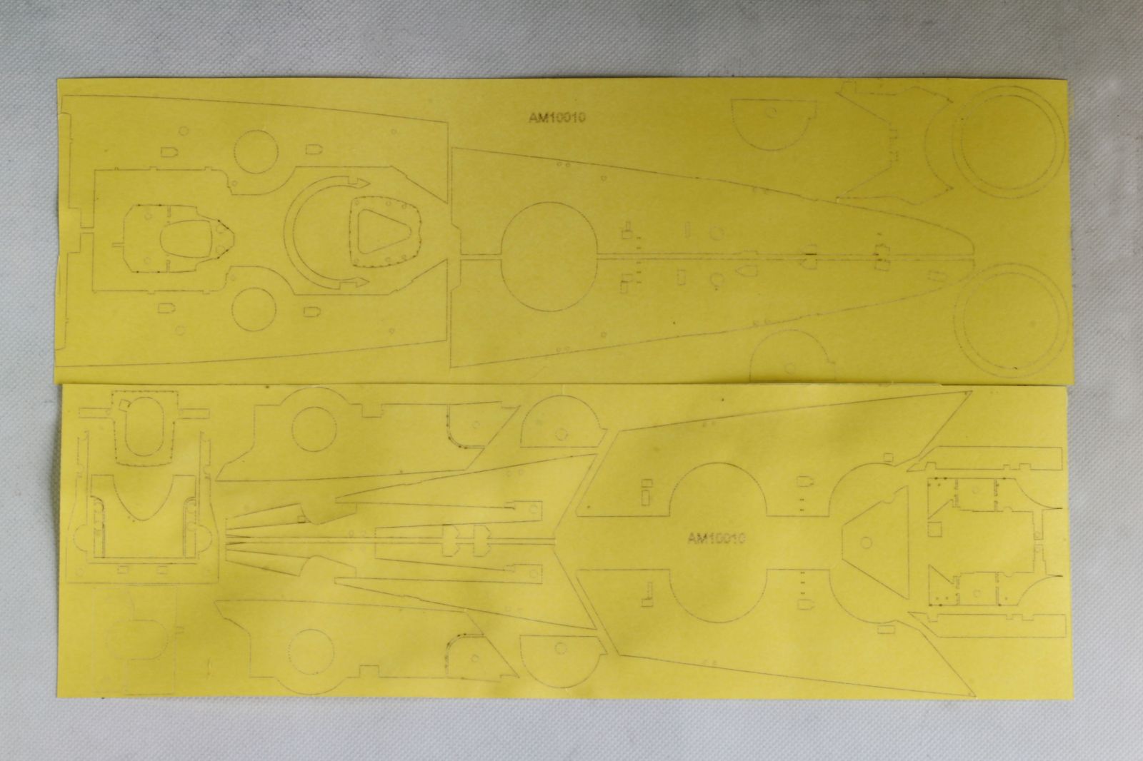 1:350 German Battleship Scharnhorst 1941 Deck Masking Sheet for Dragon 1036