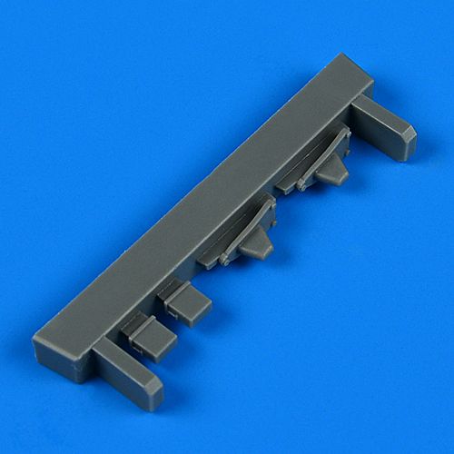 1:48 British Phantom remove before flight covers