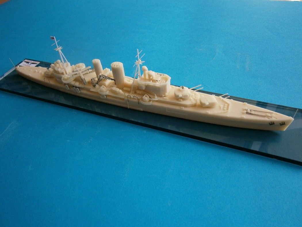 1:700 Heavy cruiser HMS Exeter 1942