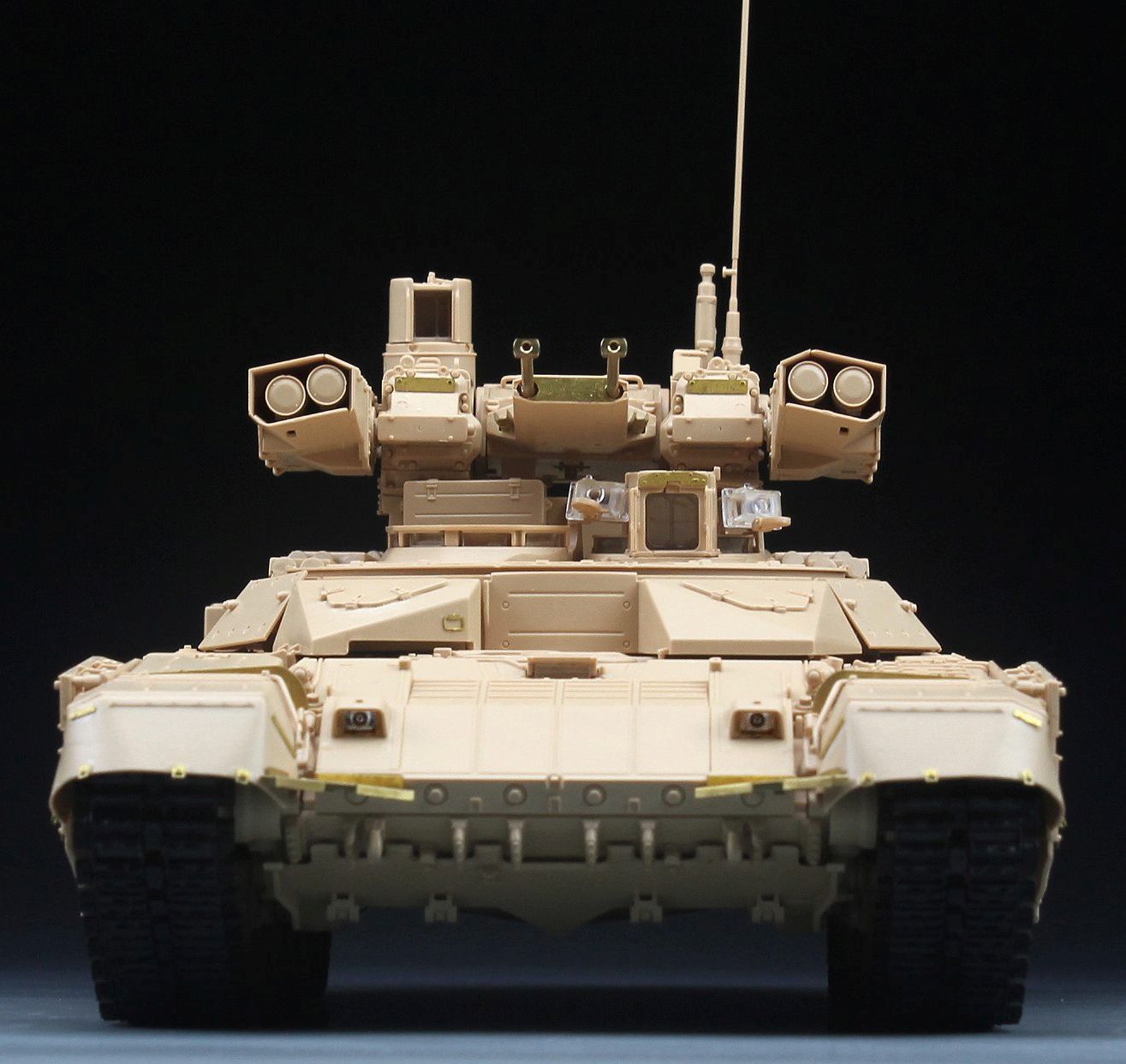1:35 BMPT-72 TERMINATOR II