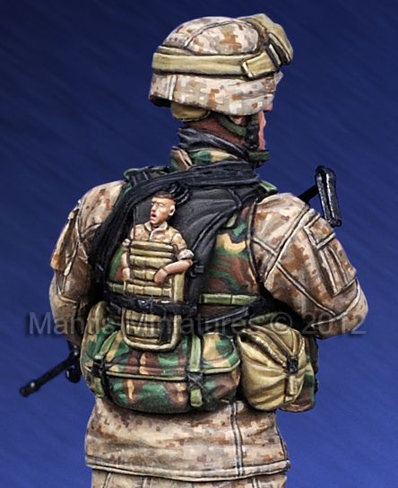 1:35 U.S. Marine (Fallujah Iraq 2004)